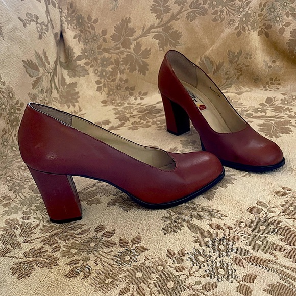 Bruno Valenti | Shoes | Vintage Bruno Valenti Leather Chunky Heels ...